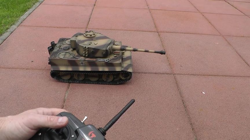 RC模型-虎式重型坦克模型