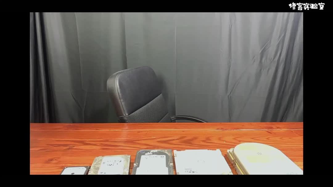 粉丝邮寄20多年前的硬盘,是恢复数据,还是送给宏哥收藏呢