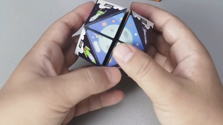 教大家玩几何魔方