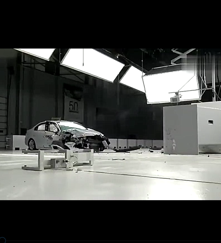 不要再问我全新大众捷达安全不安全,看完碰撞测试后你就知道了