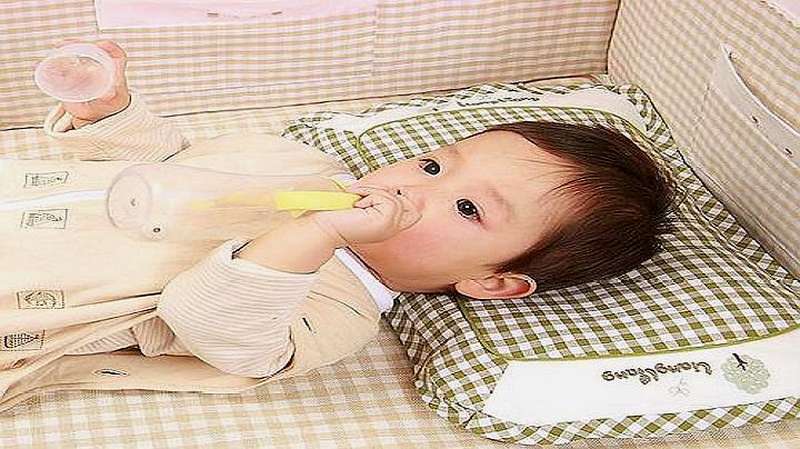 宝宝多大要开始使用枕头,如何选择,宝妈真的明白吗