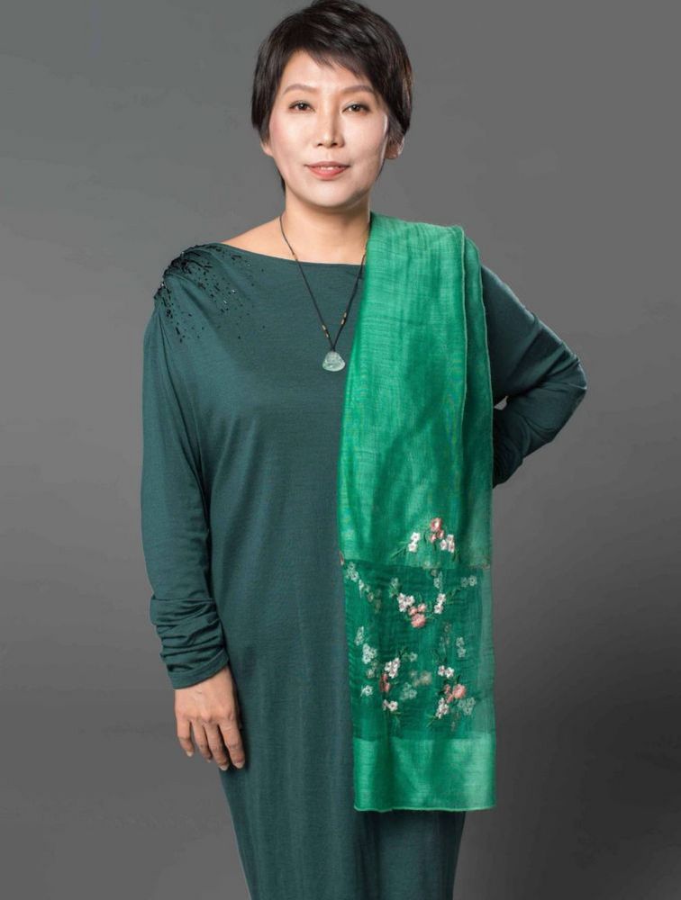 曲黎敏:艾灸中脘穴作用太大了