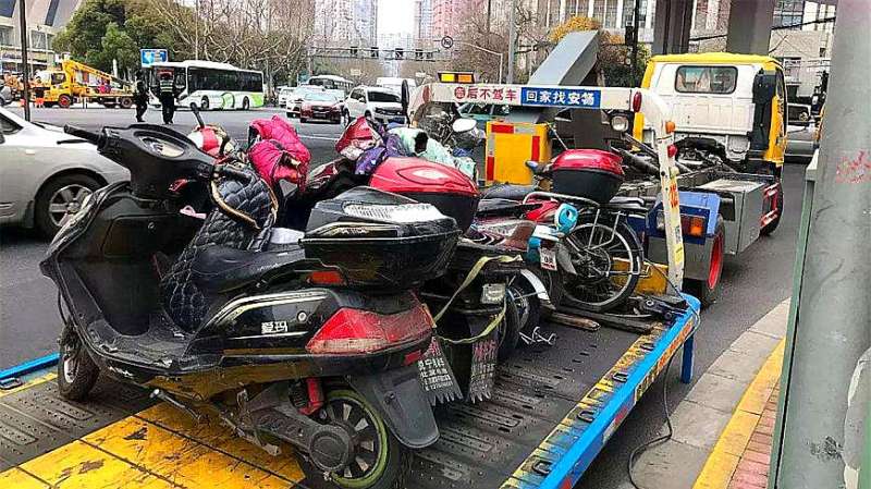 电动车管制“严上加严”!除了要上牌,这几类电动车也不能骑上路