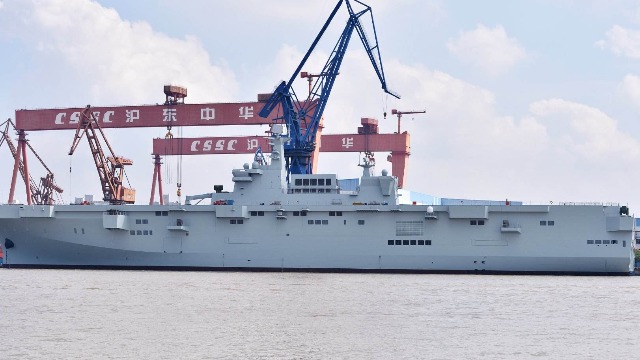 它的排水量40000吨,载1200发炮弹,075不逊日本航母