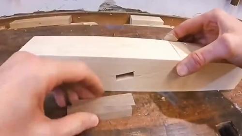 榫卯结构不用一个钉子,祖祖辈辈传下来的手艺,佩服