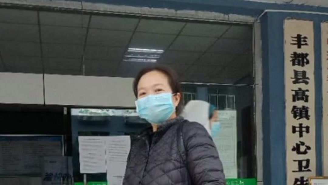 致敬积极参加抗疫一线的姐妹们,愿早日战胜冠毒,平安归来!