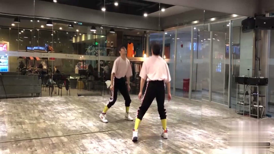 2019最火抖音舞蹈《Attention》舞蹈镜面分解教学,简单舞蹈教程