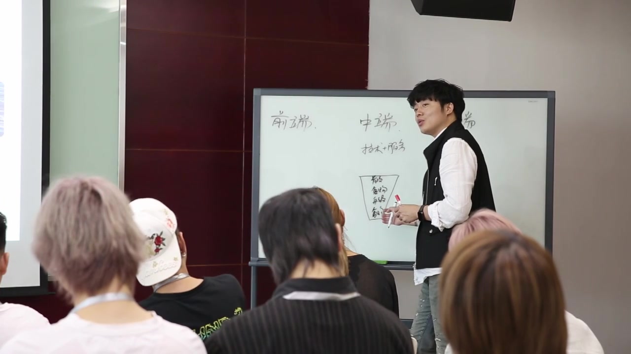发型师做好了技术和服务,为什么顾客却越来越少?