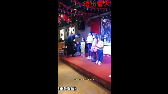 疫情隔离太郁闷了,搞笑一下自我开导