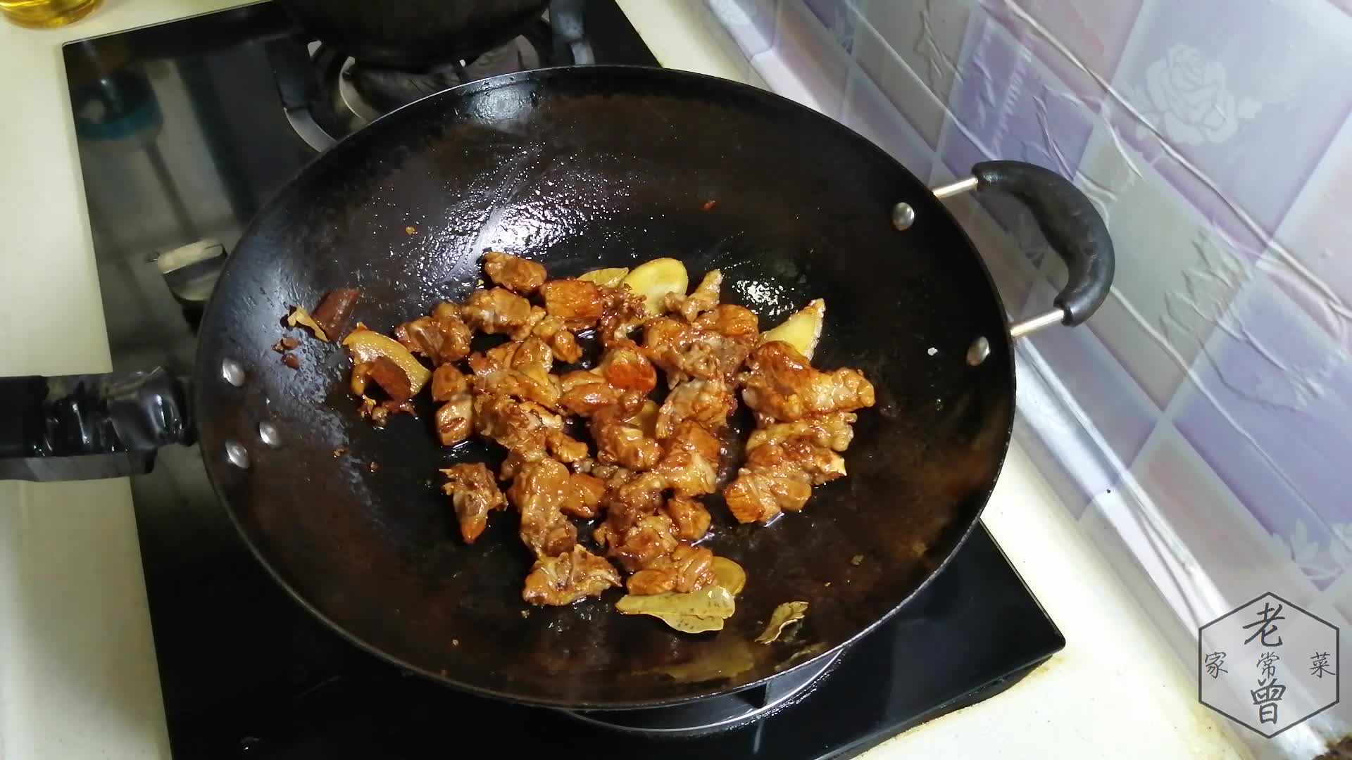 排骨这做法太好吃了,做法简单家常,这一大碗排骨竟然不够吃!