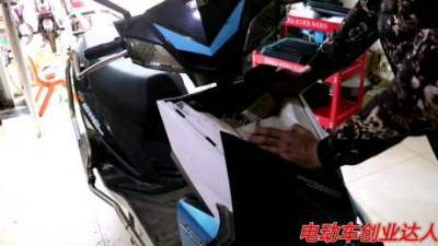 电动车一捏前刹车把晃动,修理起来很简单,一颗螺丝就能搞定