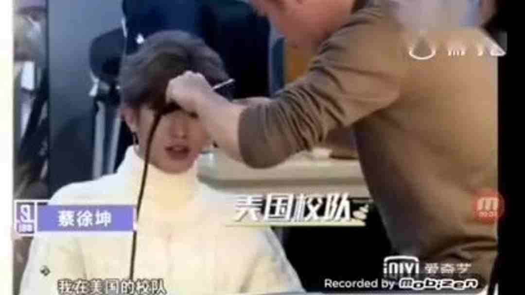 杨幂:我都离婚了你什么时候离婚啊?黄晓明:快了快了你再等等啊