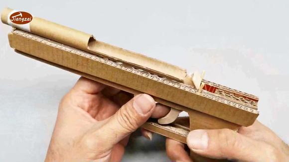 如何用硬纸板做枪|自制硬纸板枪工艺品