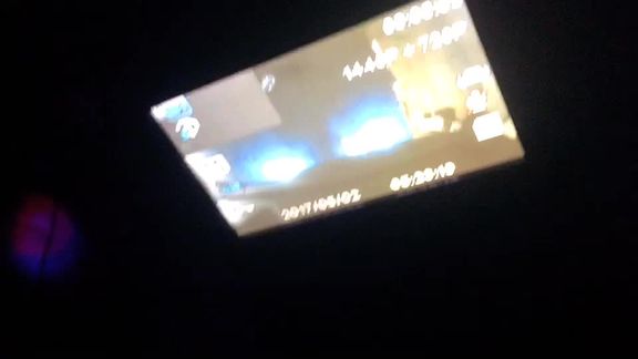 我这行车记录仪怎么锁车之后自动开机关机啊