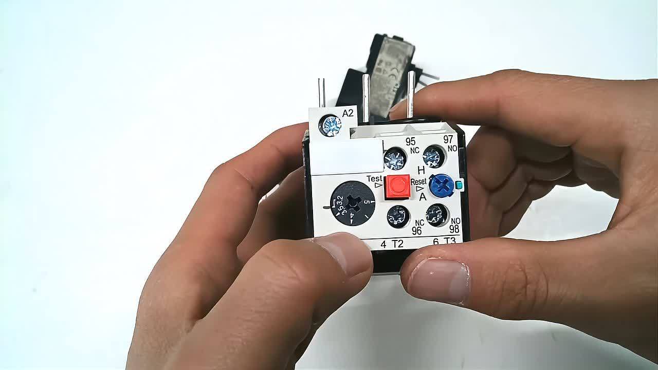 好多电工都不知道热继电器的这两个...