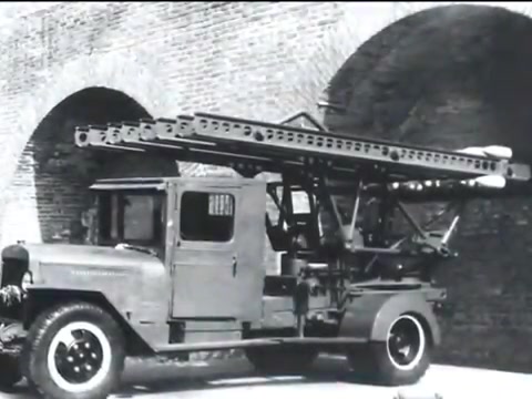 喀秋莎BM-13型和BM-31型火箭炮