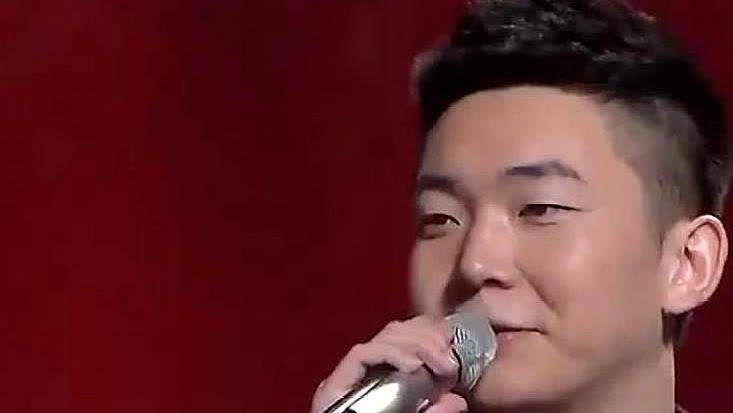 帅小伙现场模仿多位明星,简直像开群星演唱会,一亮嗓引全场沸腾