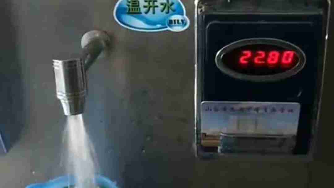 学校的水卡跑出了油枪的感觉~