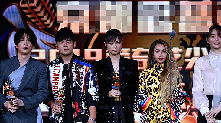 周杰伦蔡依林世纪同框,成功逗笑蔡依林,引满满回忆