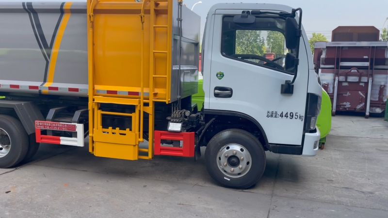 6.78方蓝牌侧挂桶垃圾车 东风国六自装卸式垃圾车