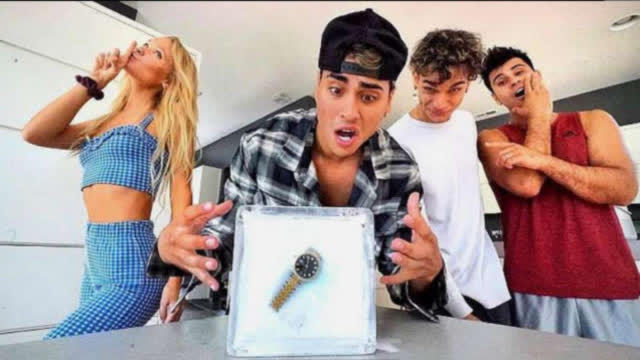 将21万的劳力士手表泡水,再放进冰箱会怎样?