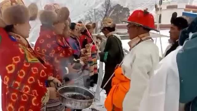 老家古老传统 射箭…
