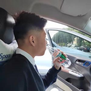 广州网约车司机-鹏仔 