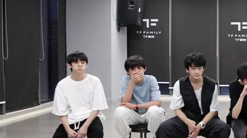 #极禹 #张极张泽禹 #tf家族三代 最近都是甜甜的极禹呀~