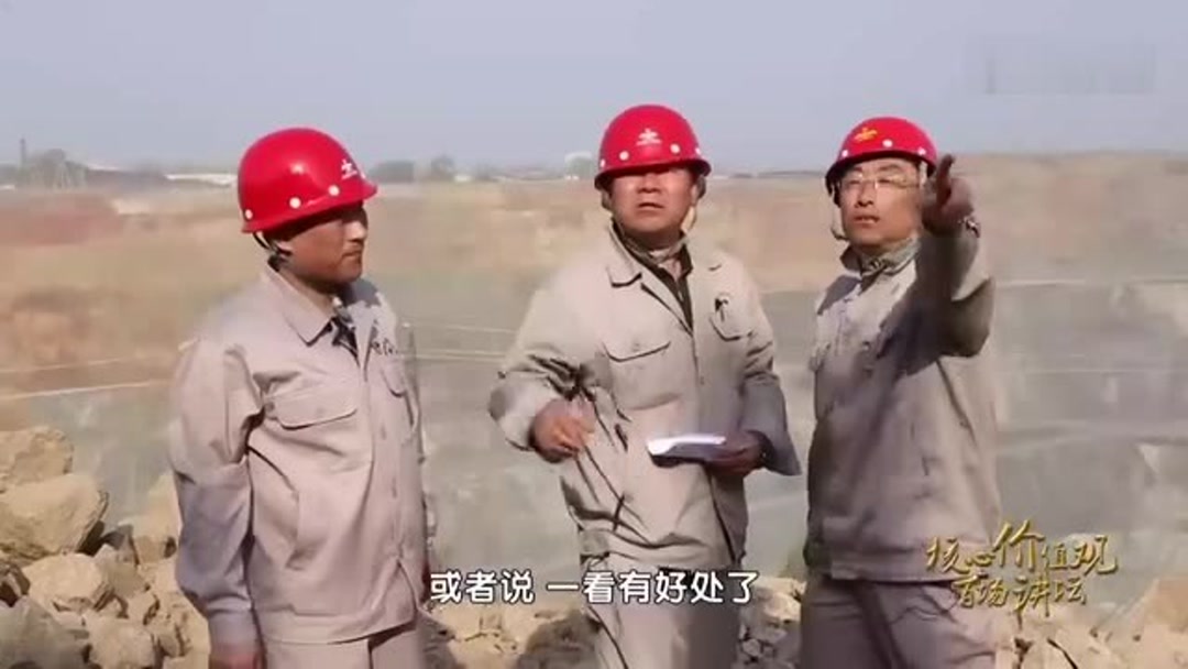 五一特辑:向劳动者致敬——劳动模范郭明义和工友们的故事