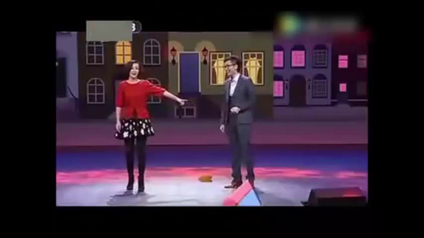 小夫妻吵架,笑翻全场!