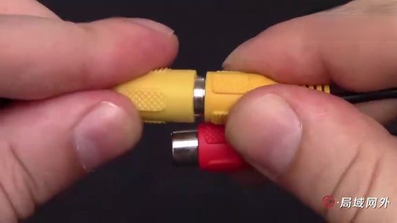 牛人自制微型手持小电钻,简单又实用!