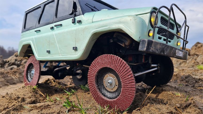 把遥控车4个车轮换成角磨机磨片,越野能力会增强吗?