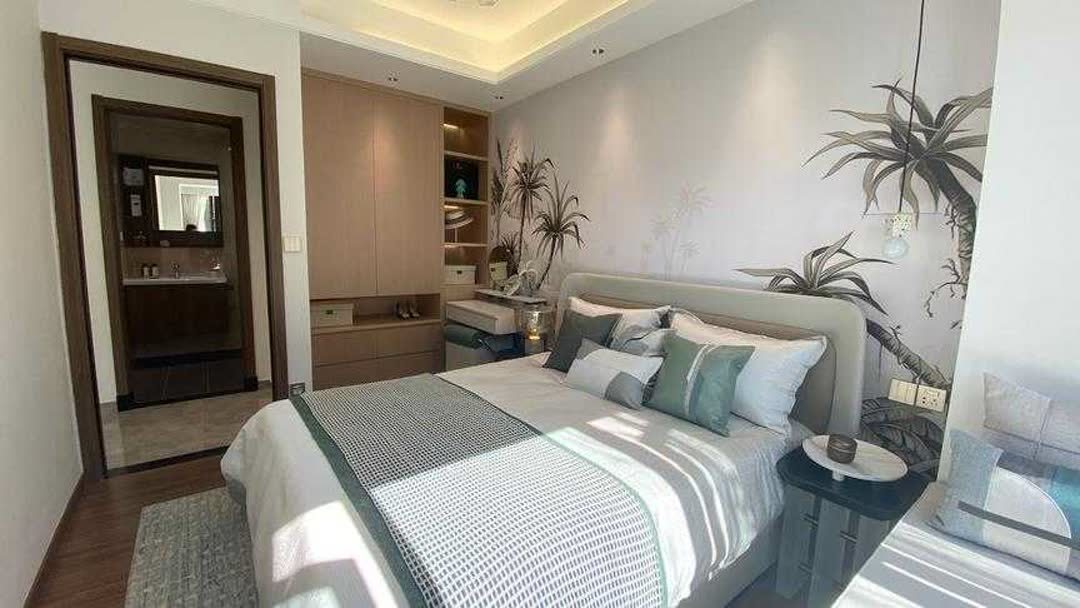 保利集团,滇池畔,高端住宅小区,舒适两居室,单价7200起。