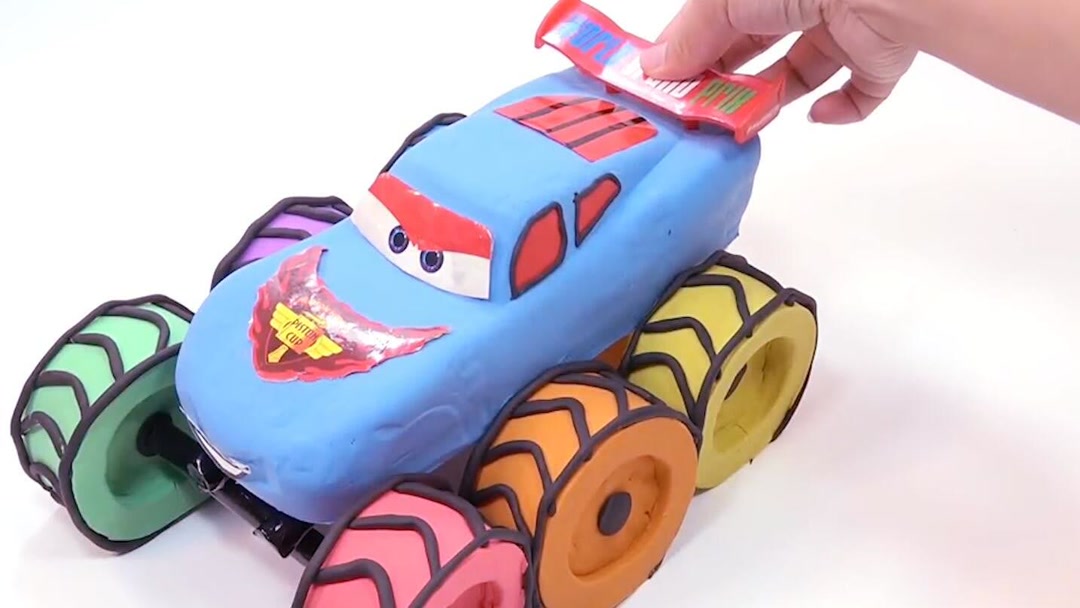 橡皮泥玩具做超级越野车