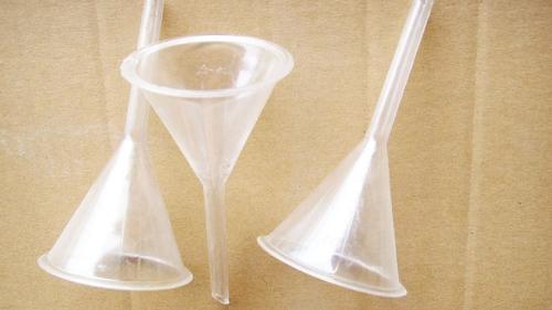 家里的漏斗不要花钱买了,用它自控的漏斗,比买的实用多了