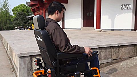 伊凯电动轮椅EP68S操作演示!