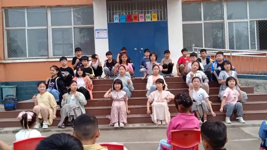 师生互动,畅享六一。你们不火,我怎能ߔ�ߔ�ߔ�ߔ�ߔ�ߔ