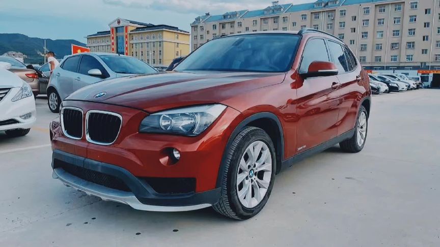 最新到店14年宝马X1 全车3个面补漆 2.0T8速电子档