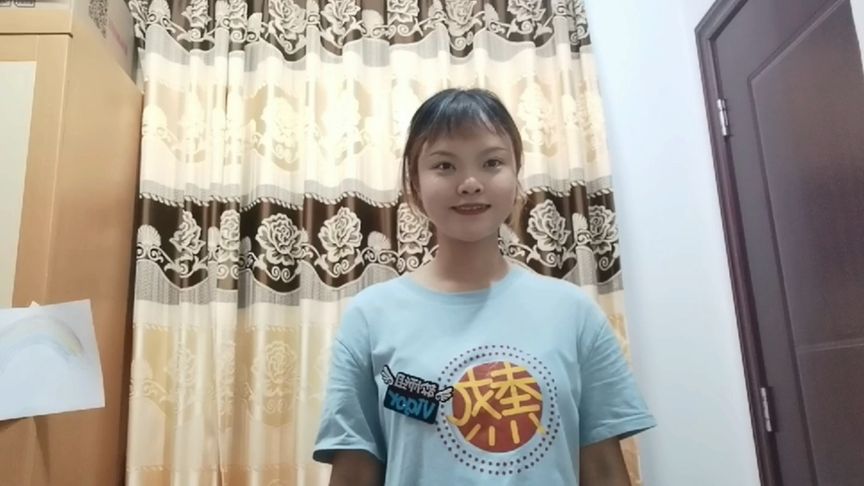 幼儿园一分钟英语自我介绍+简单试讲