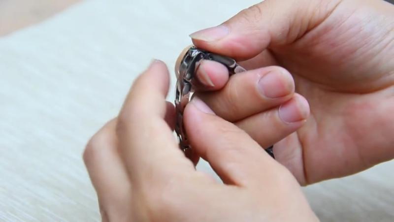 钛钢磁石手链表带