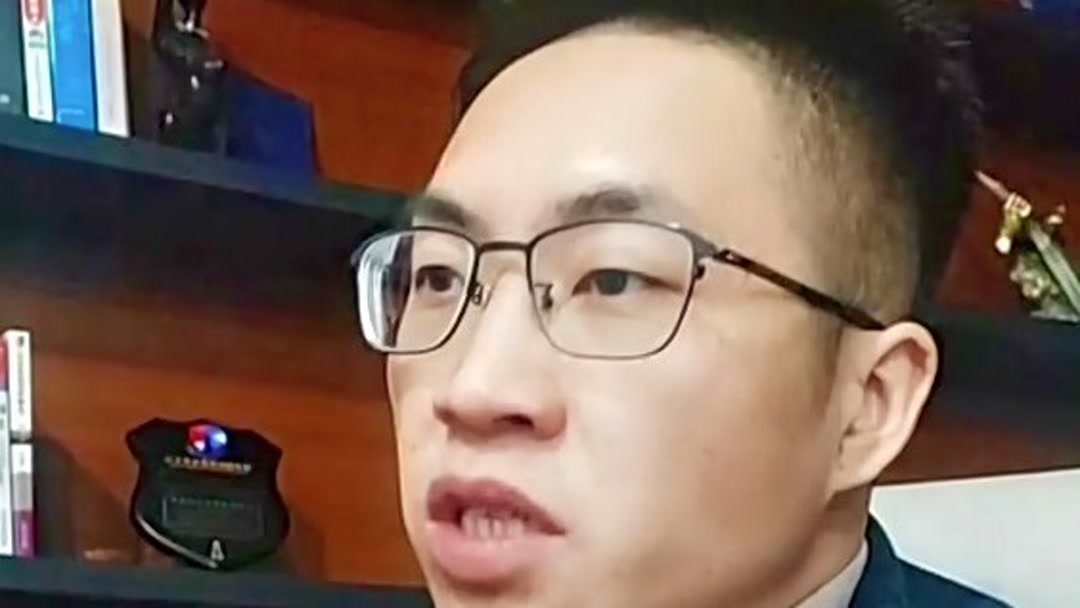 八零后设计师职业生涯时间,你们觉得是什么时候?关注我或评论,我们...