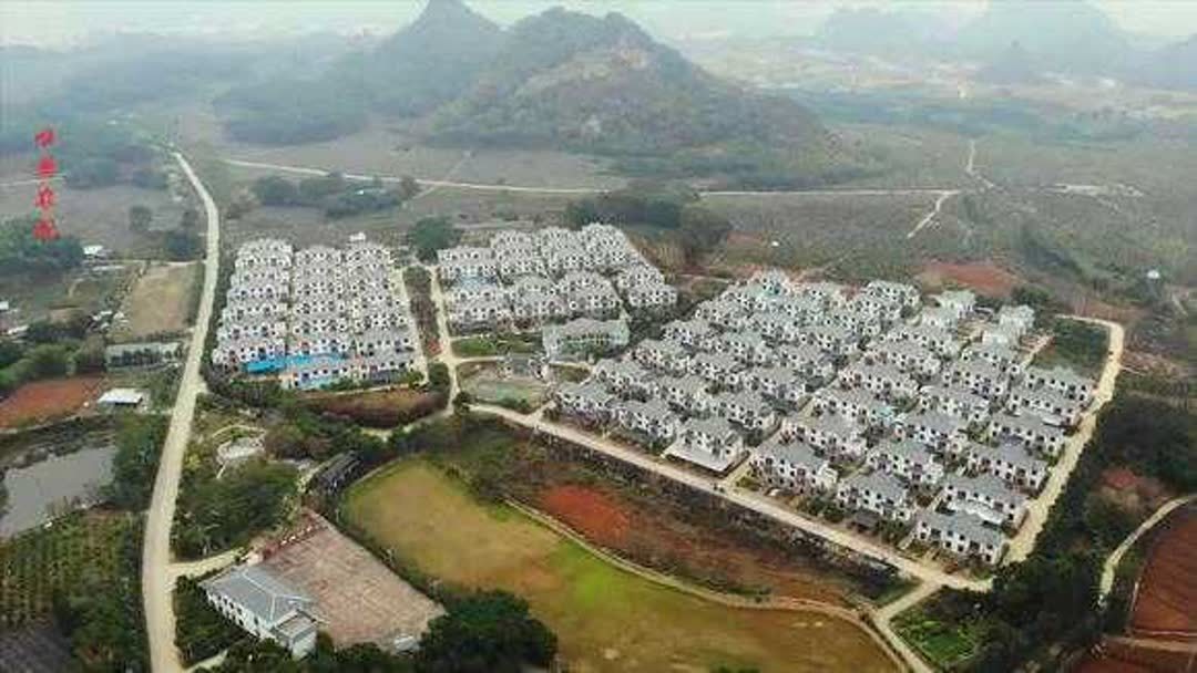 航拍广西南宁武鸣伏唐新村,广西规划得最好建设最漂亮的新农村