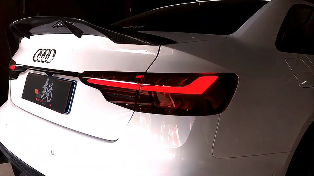 东莞奥迪改装20年A4L激活OLED尾灯
