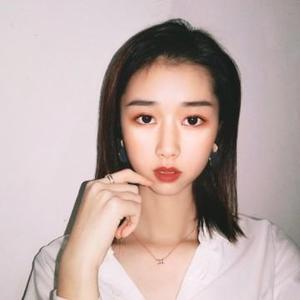 不爱说话的穆木 