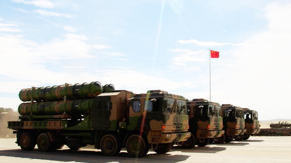 不比进口货差!我军最神秘防空导弹罕见公开,制导方式独具特色