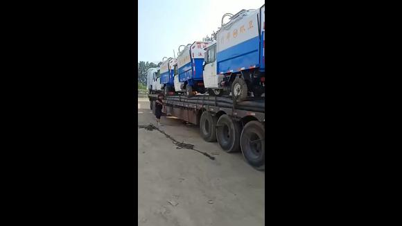 新能源电动三轮挂桶式垃圾车马上发车