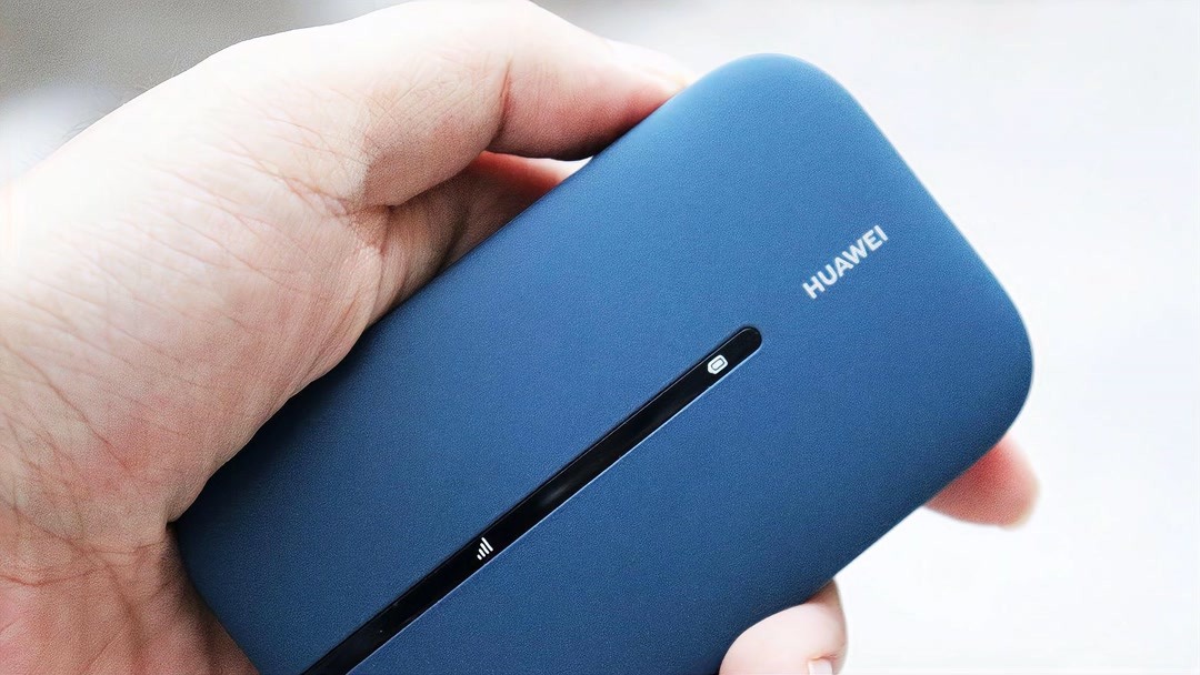 轻薄随手而握,华为随行WiFi3Pro让上网随时随地上网