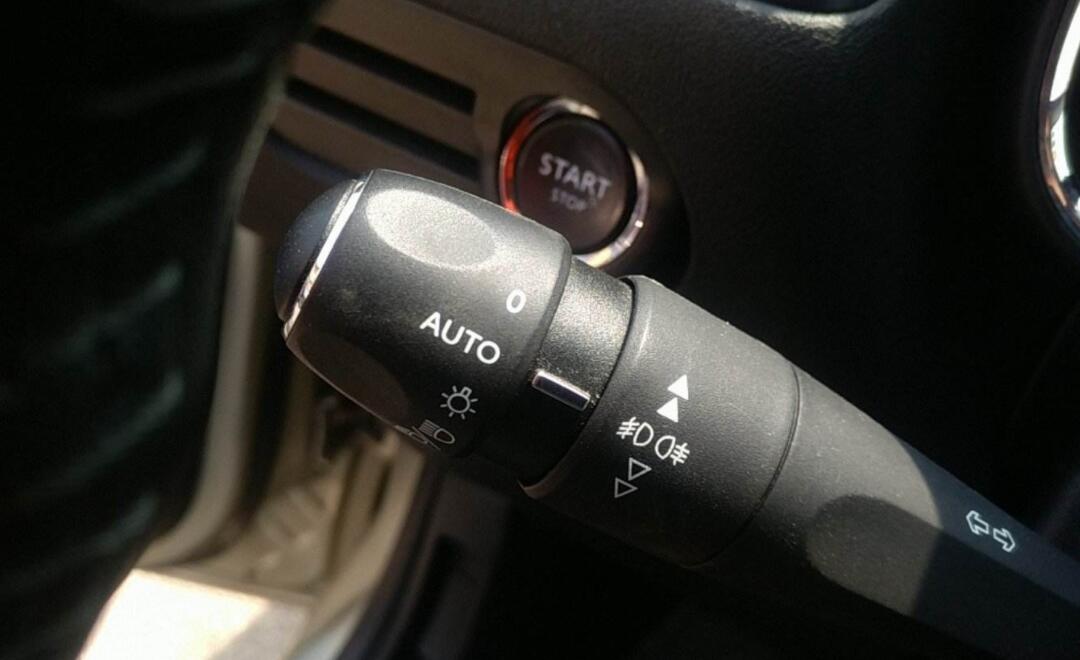 新手学车:驾考科目三灯光模拟考试操作演示,简单实用,易懂易学