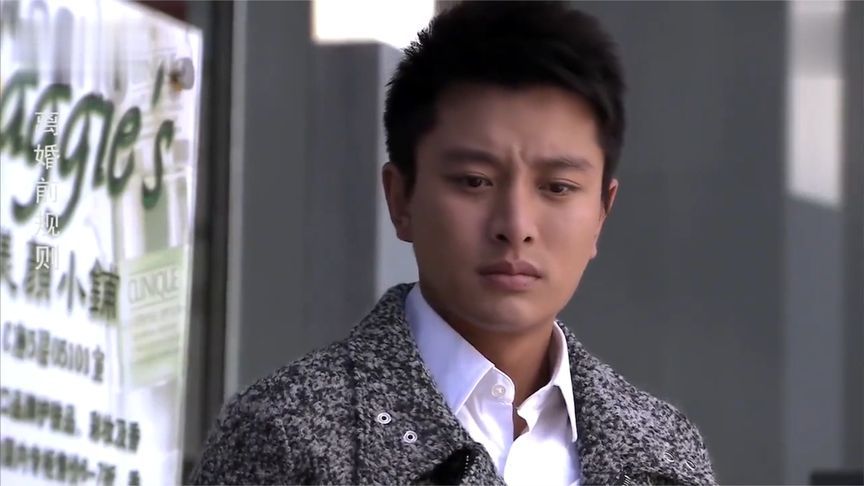 离婚:混账前夫离婚后,才发现前妻是真爱求复婚,不料前妻太抢手