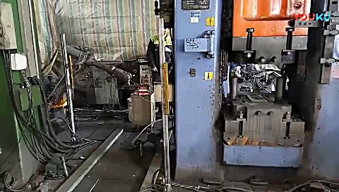 力泰氧化皮清洗机 机器人上下料完成制坯 精锻 喷石墨 切边全自动化...